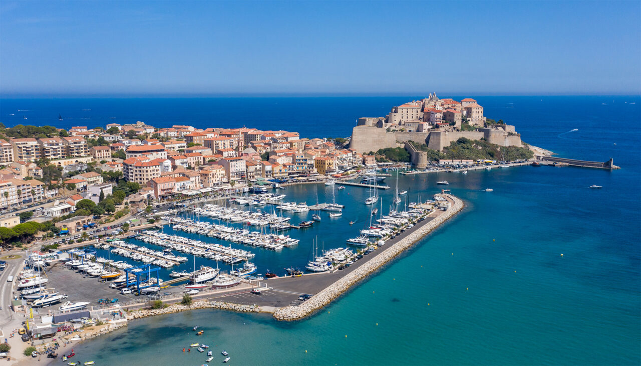 Port de Plaisance - Mairie Calvi